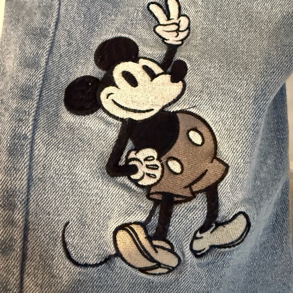 Disney | Jeans | Disney Blue Ankle Cropped Jeans With Mickey Mouse ...
